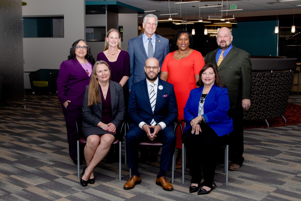 DPS board's old guard pushes through weak superintendent evaluation ...